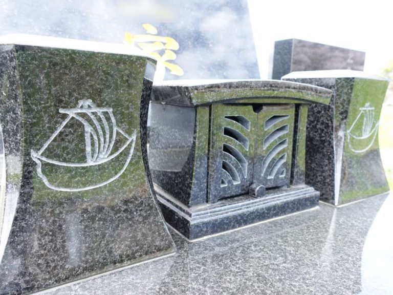 芝生墓地洋型 | 今村石材工業